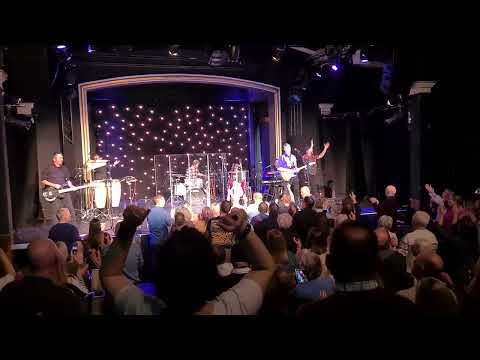 Beat the Drum - The Runrig Experience - YouTube