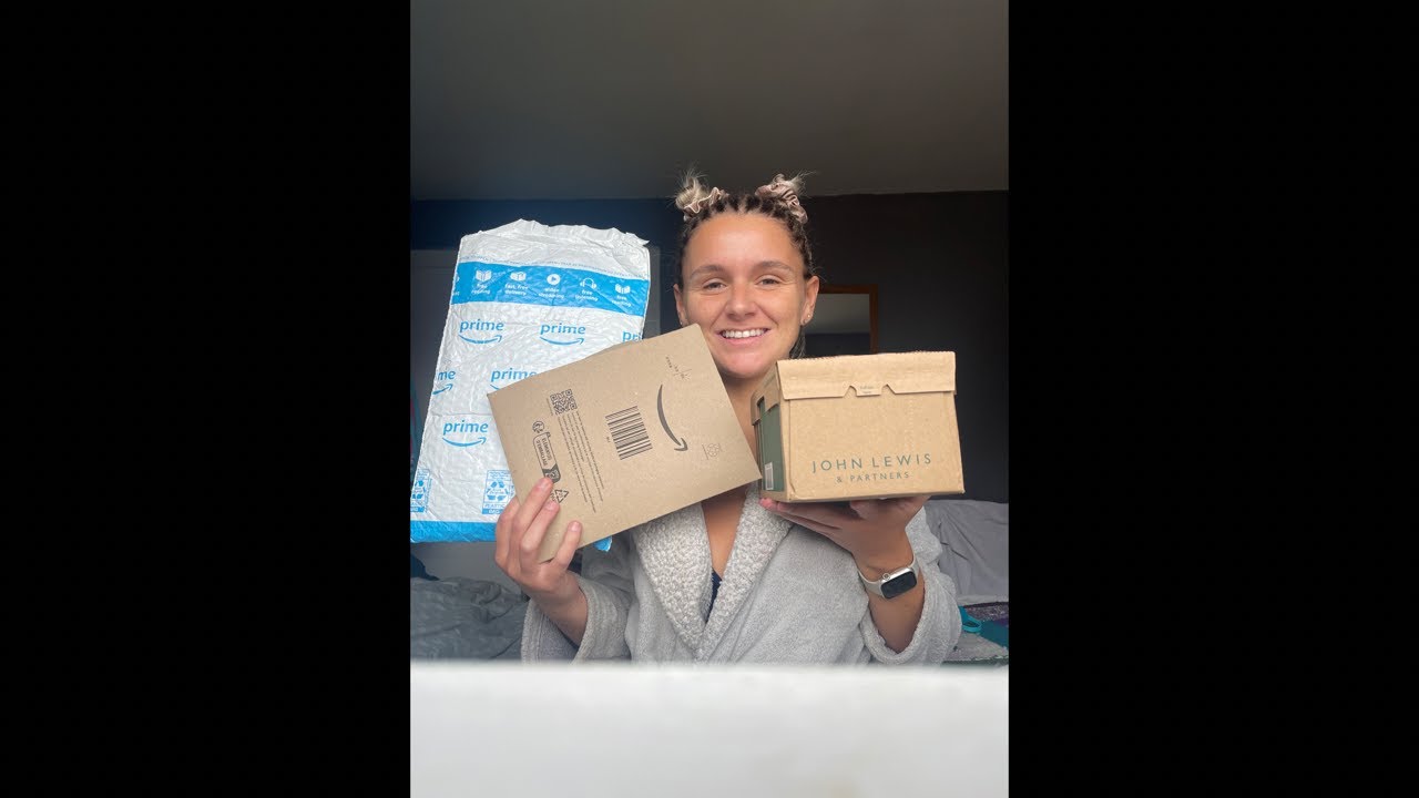 Unbox my new phone and accessory’s with me - YouTube