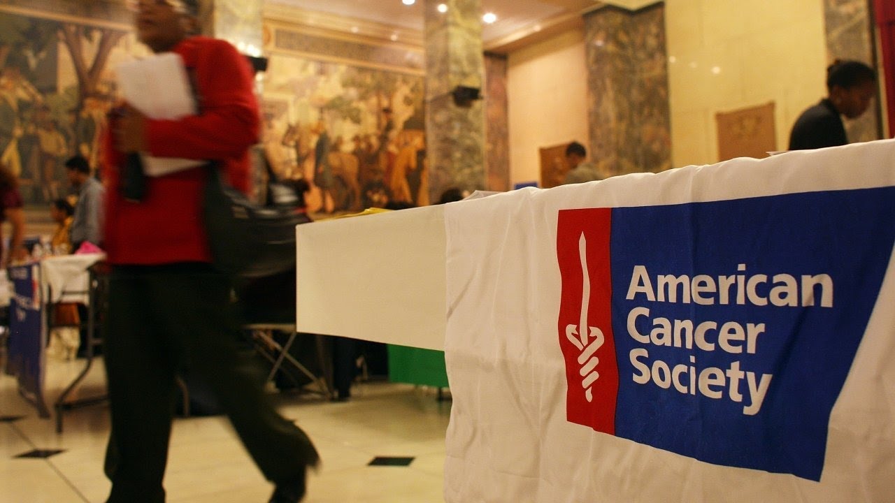 ACS lowers recommended colon cancer screen age - YouTube