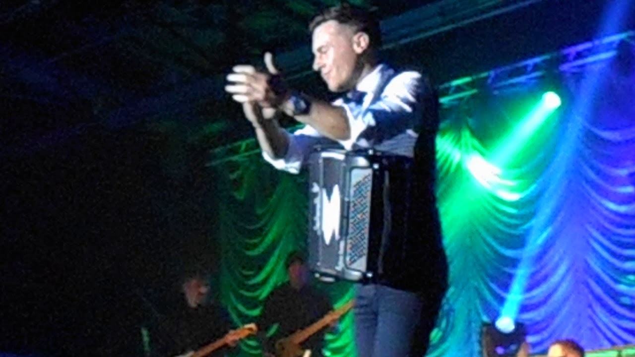 Nathan Carter - Irish Reel - Live In Galway 2019 - YouTube