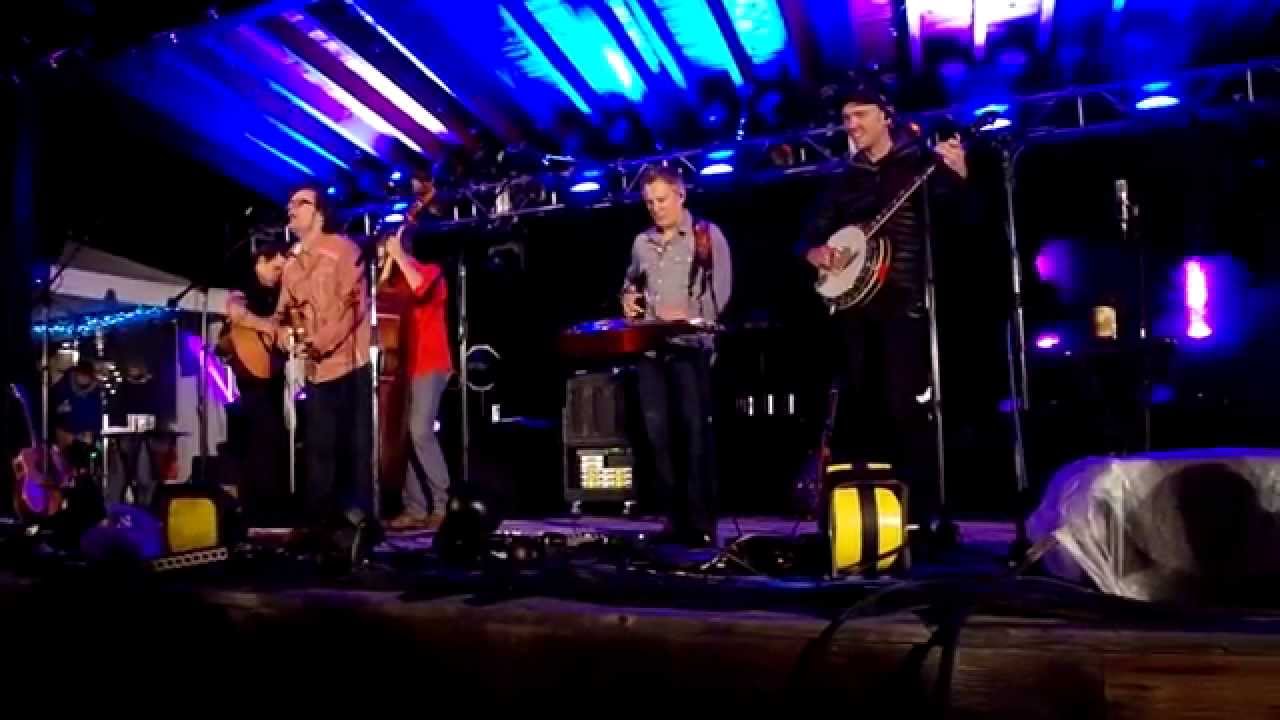 The Infamous Stringdusters Live From The festy Experience- Starry Night ...