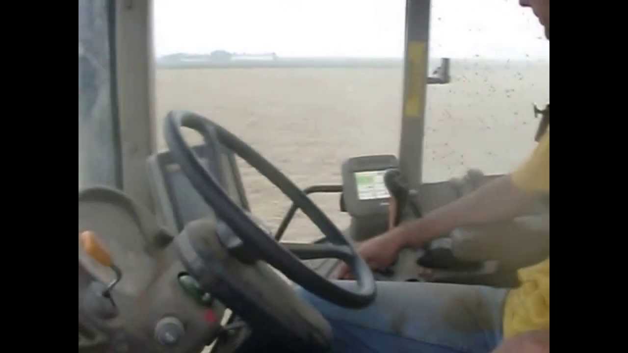 John Deere ATU 200 - YouTube