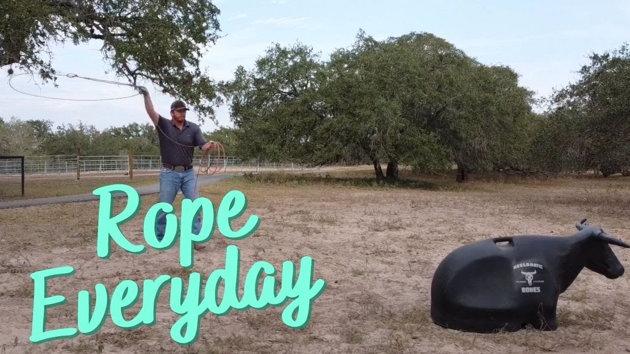 How to TEAM ROPE BETTER! // Team Roping Dummy - YouTube