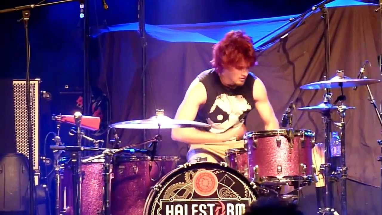 Halestorm - Arejay Hale Drum Solo / Live @ Live Music Hall 05.02.2012 ...