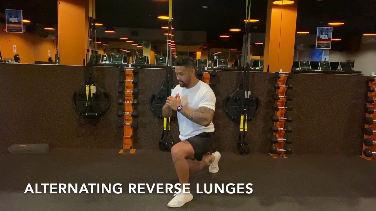 ALTERNATING REVERSE LUNGES - YouTube