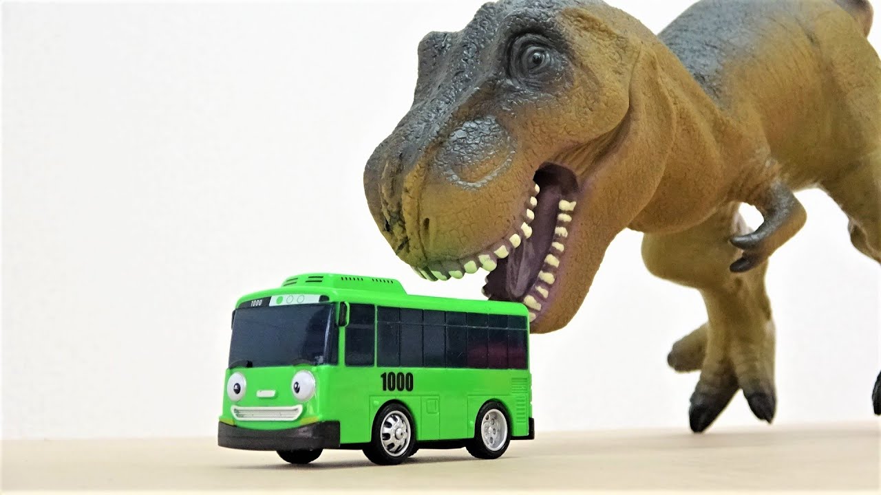 Angry Dinosaur! Tayo the Little Bus Rogi falls into the Water! - YouTube