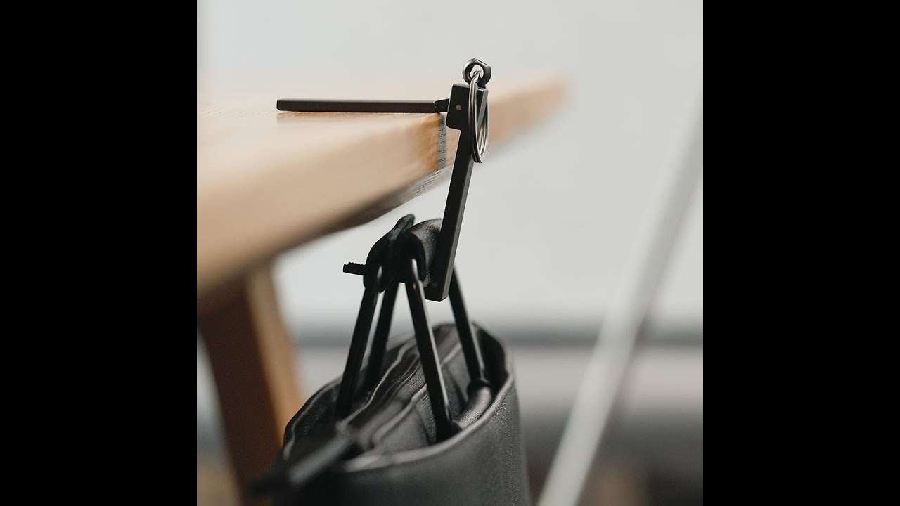 Porte-Clés Accroche-Sac et Support Téléphone en un seul Gadget ! - YouTube