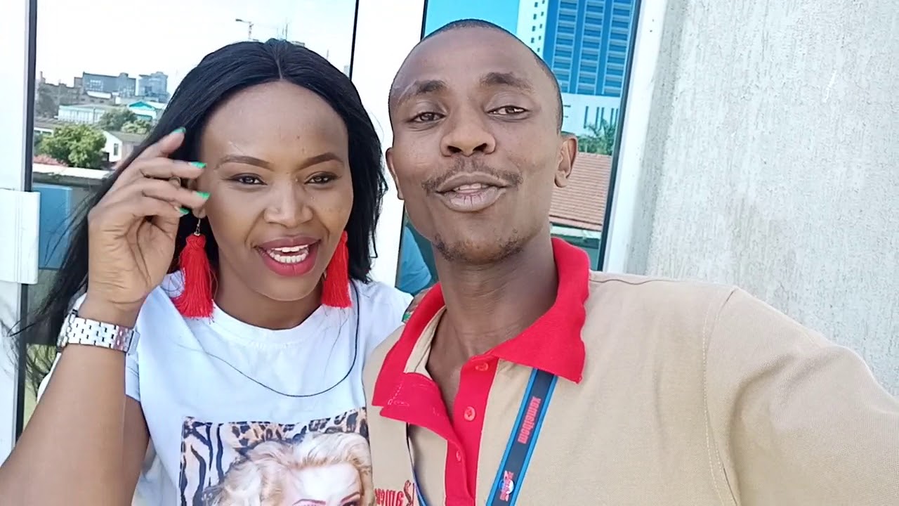 Wangechi wa kariuki na I mc gitoero...Imitating Senator Ephraim Maina ...