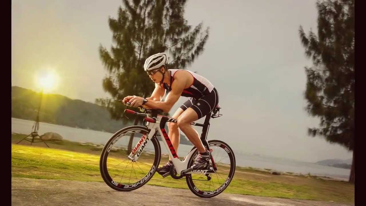 Real Shoot 1: Onsmo EP Outdoor Strobes Cycling Shoot - YouTube
