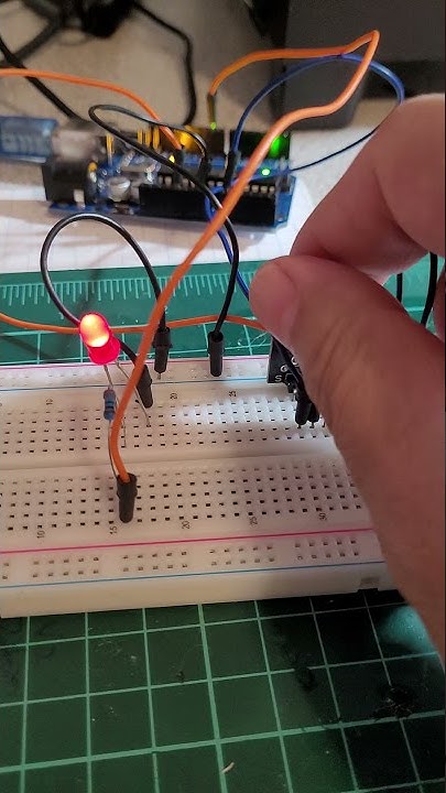 Arduino Use Analog Input to Control Analog Output - YouTube