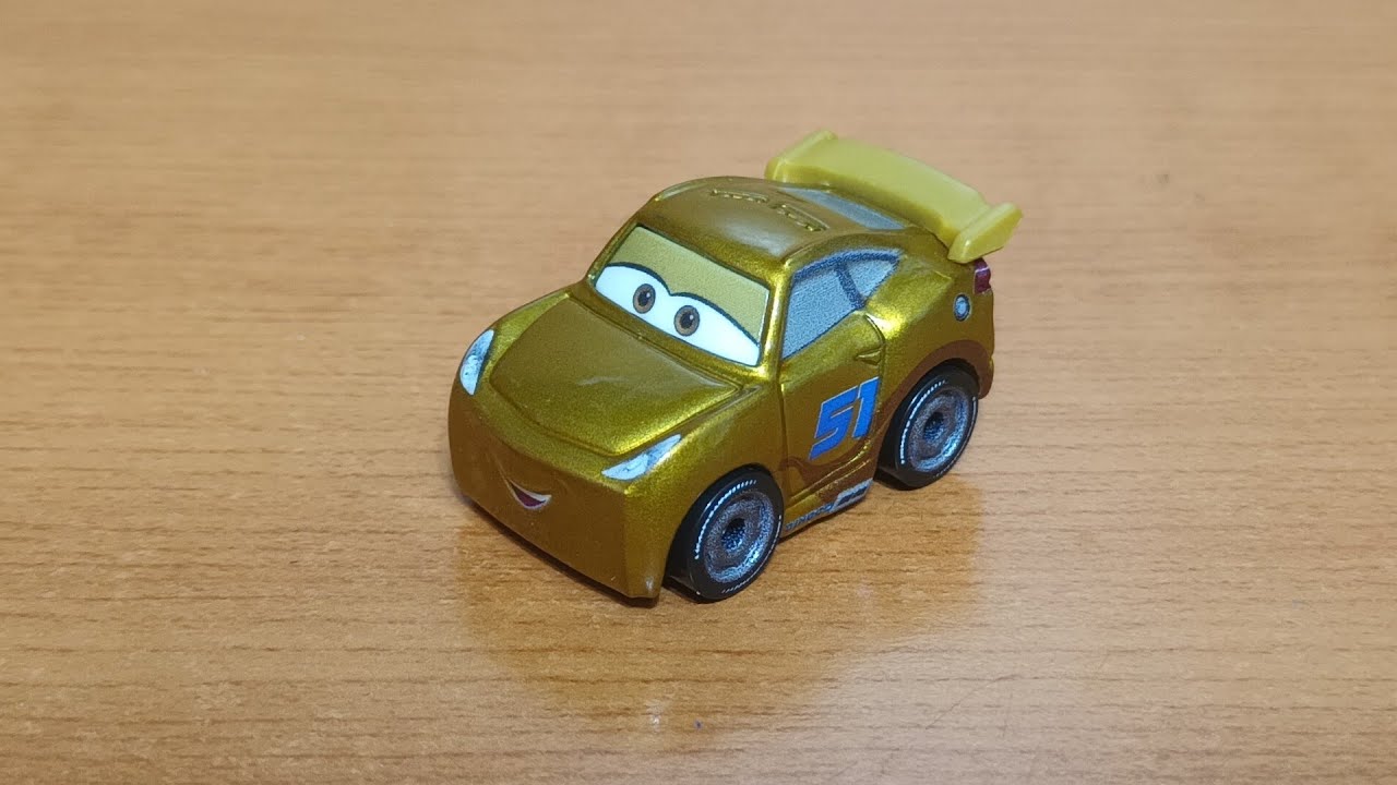 Disney Pixar Cars On The Road Mini Racers Racing Center Cruz Ramirez ...