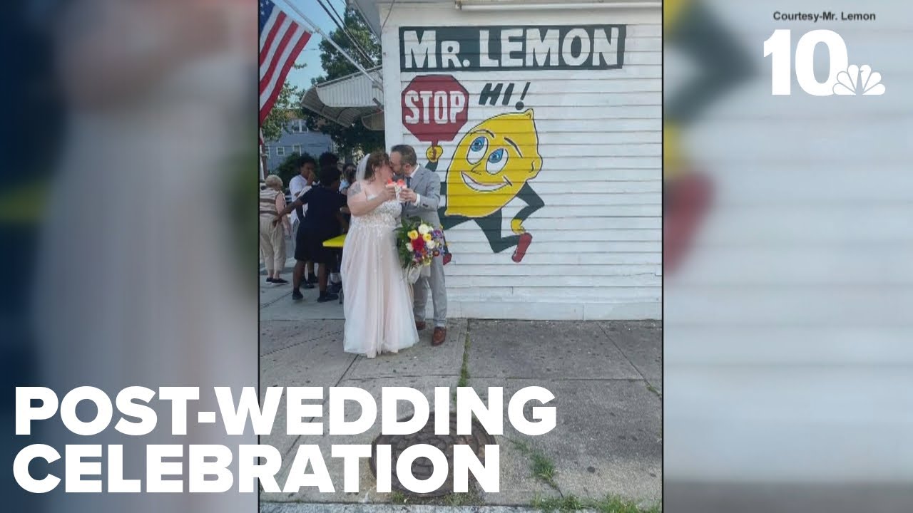 Newlyweds celebrate after ceremony at Mr. Lemon - YouTube