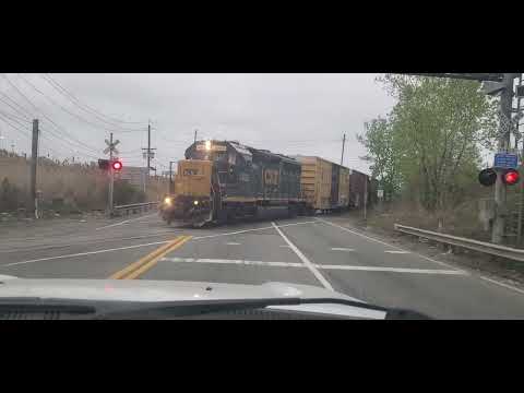 CONRAIL SHARED ASSETTS PN20 CSX GP40-2 4405 WITH A LOCAL FREIGHT AT PORT NEWARK,NJ 4-21-23 - YouTube