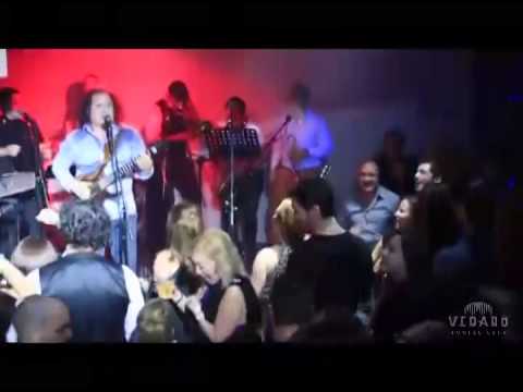 David Torrens + Kelvis Ochoa (live in Miami 2013) - YouTube