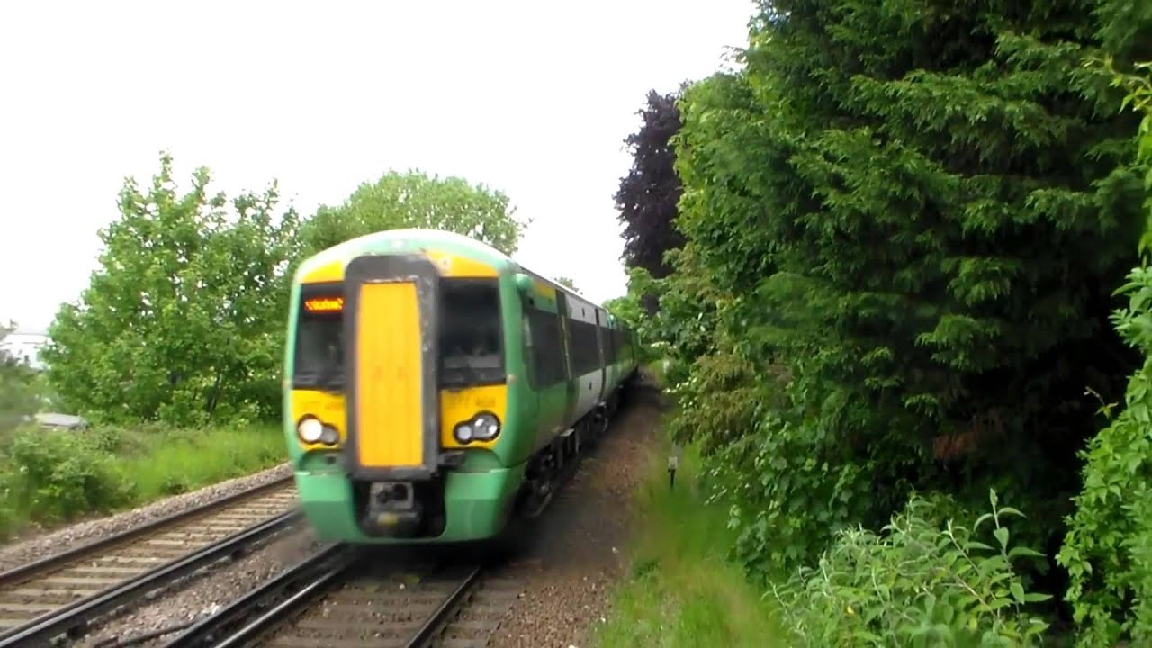 Trains at Sanderstead (26th May 2015) - YouTube