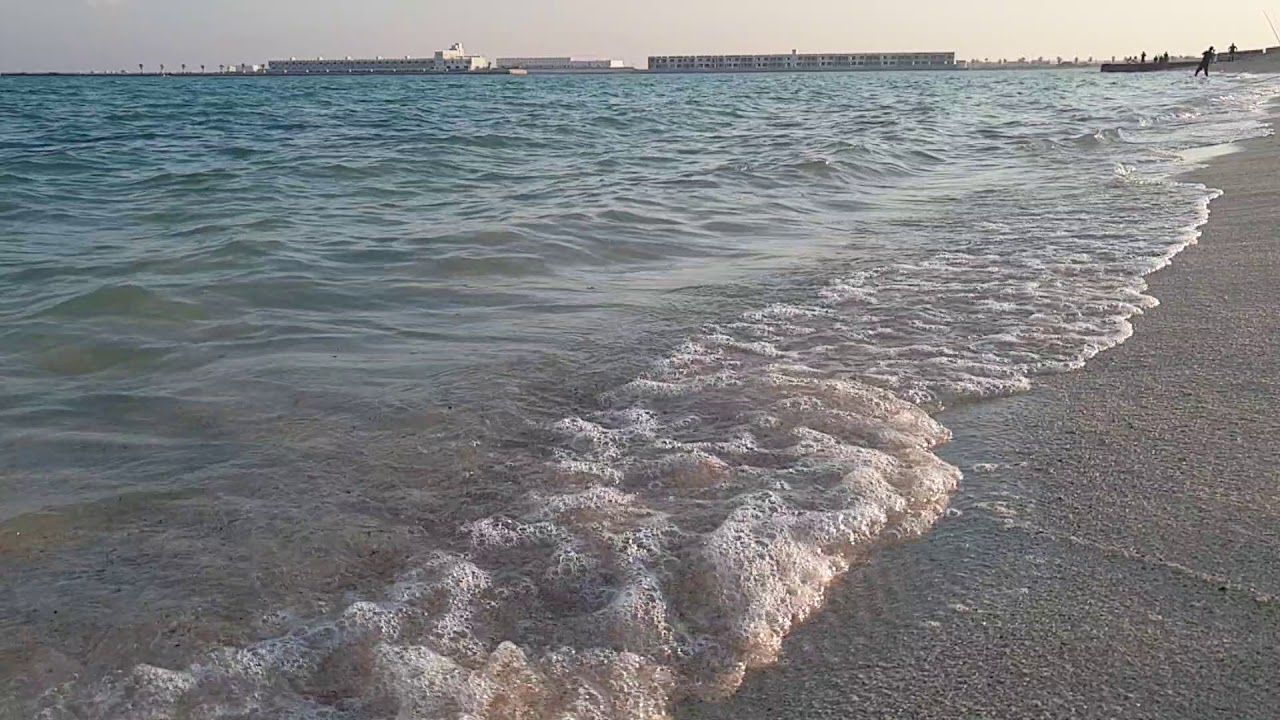 Waves at Al Ghariya beach - Doha with slow motion capture - YouTube