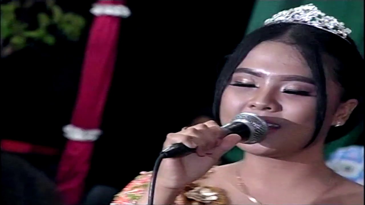 Aryani, Janda Baru, Tony's Electone, Puma Management - YouTube