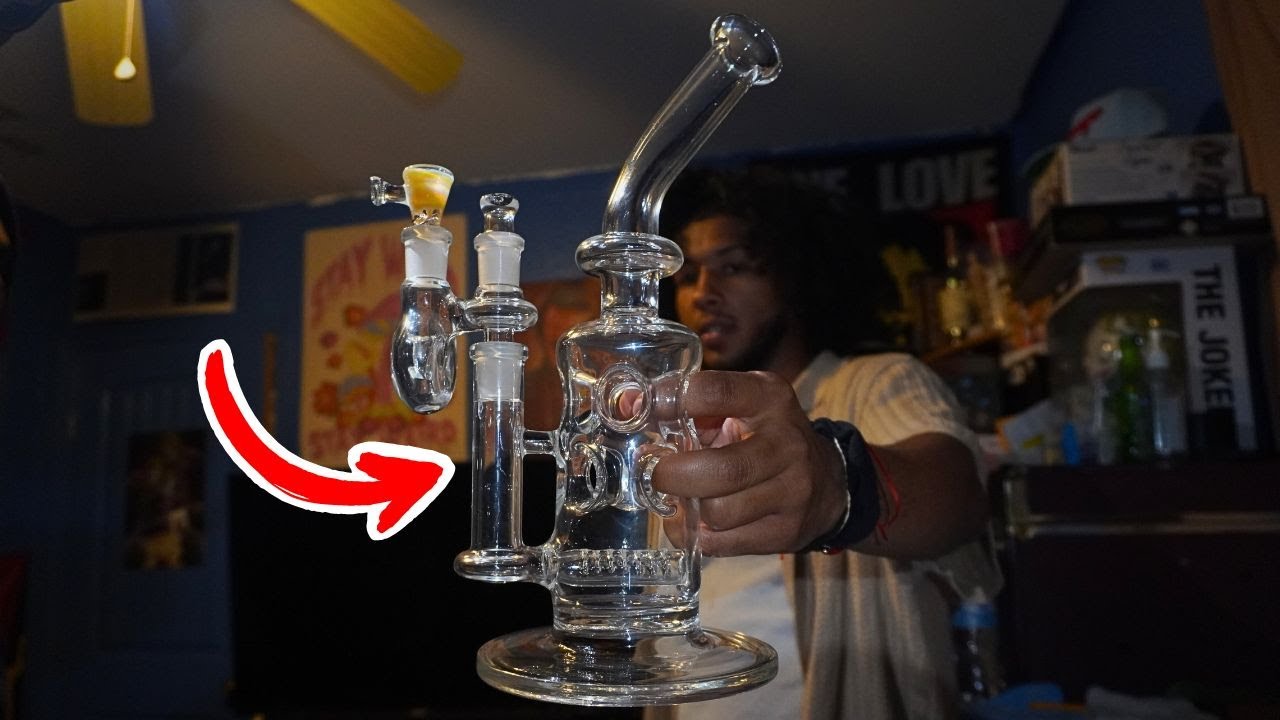 this NEW BONG SMOKE had us floating...(420 VLOG) - YouTube