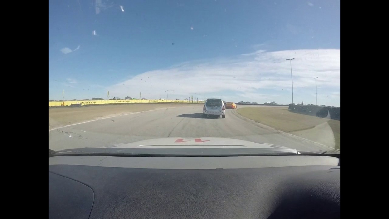 Ian Riddle Race 1 Front View 15.07.2017 - YouTube