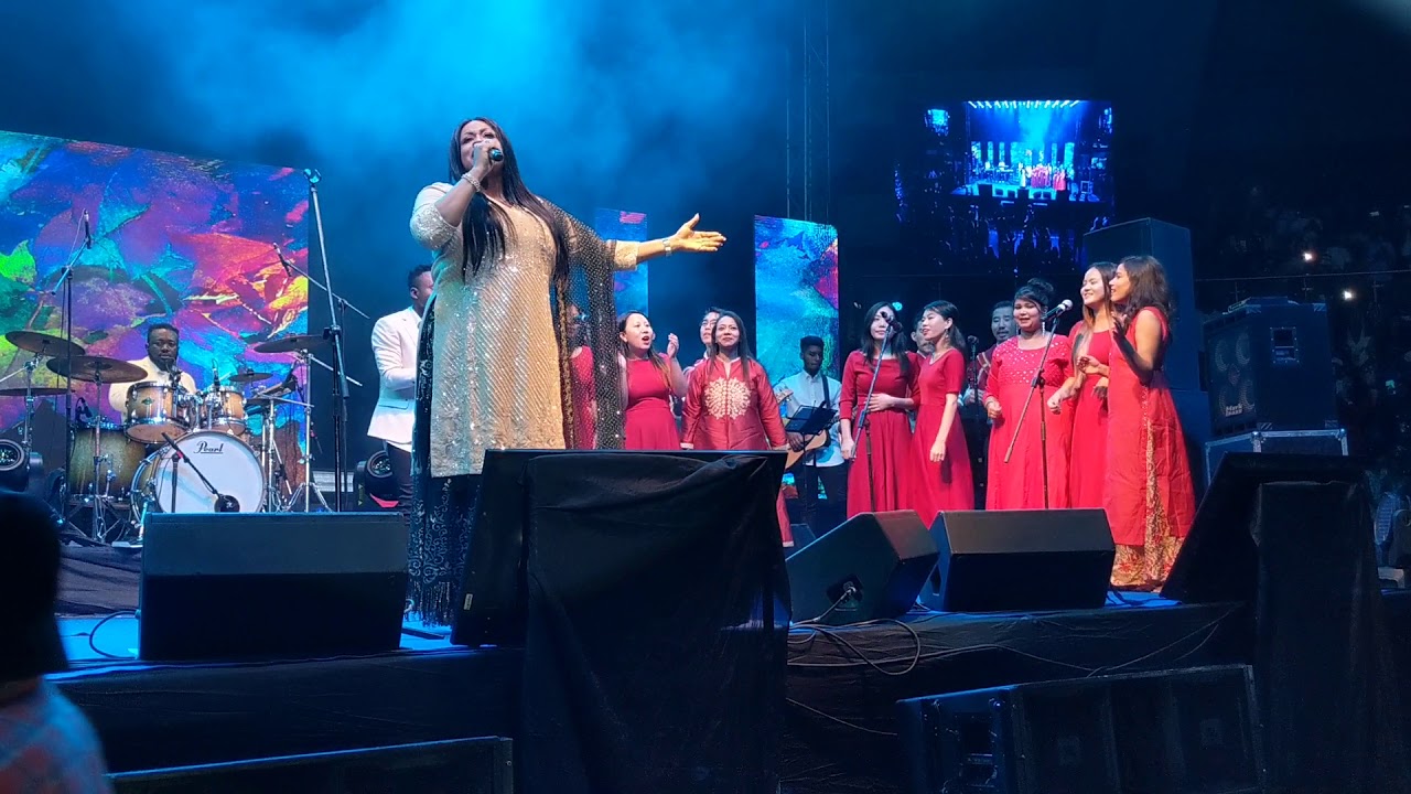 Sinach Live Concert | The Name Of Jesus | New Delhi | 2019 - YouTube