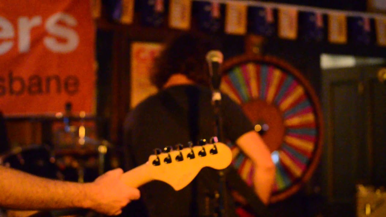 Gravel Samwidge & Gerald Keaney - live - Brisbane,QLD - 28/11/13 - YouTube