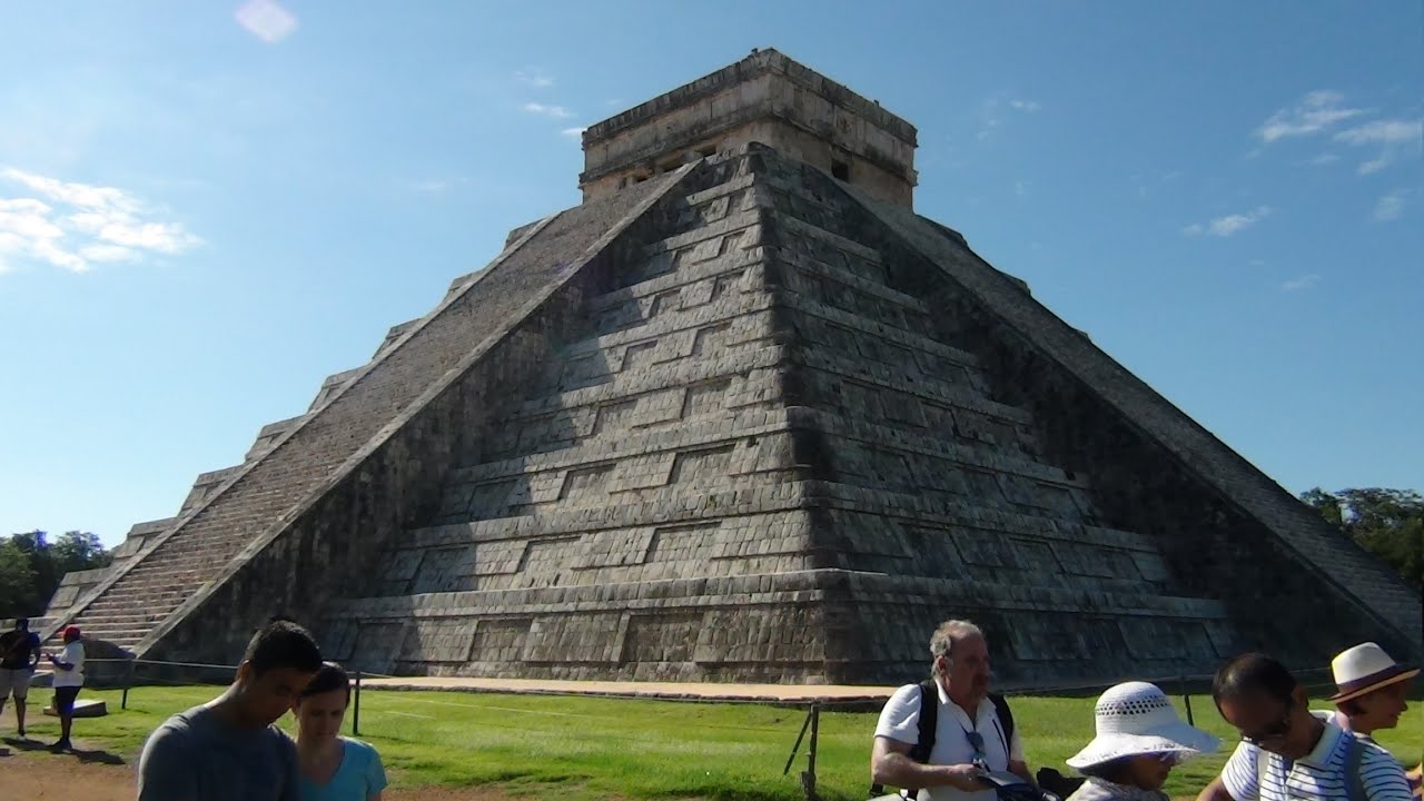 Pyramid at Chichén Itzá: Yucatan Peninsula, Mexico - YouTube