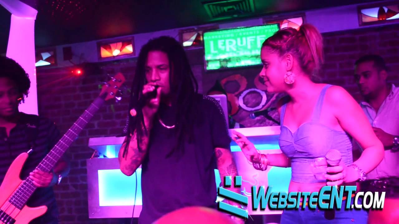 vakero cantando sus exitos en vivo part 3 - YouTube