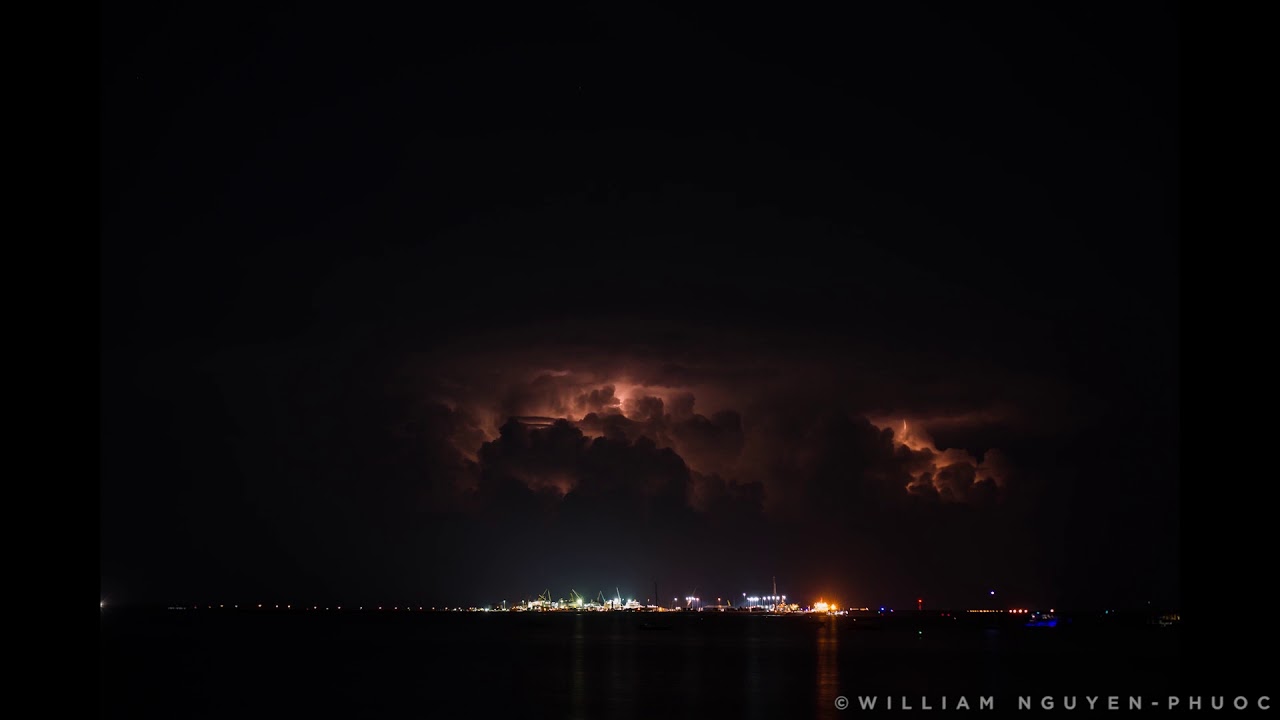 Darwin Thunderstorm Timelapse - 30 October 2017 - YouTube