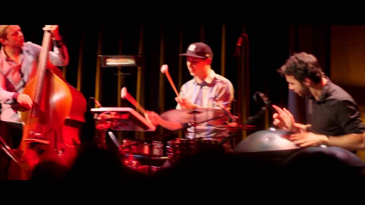 Manu Delago Handmade - A Long Way (live) - YouTube