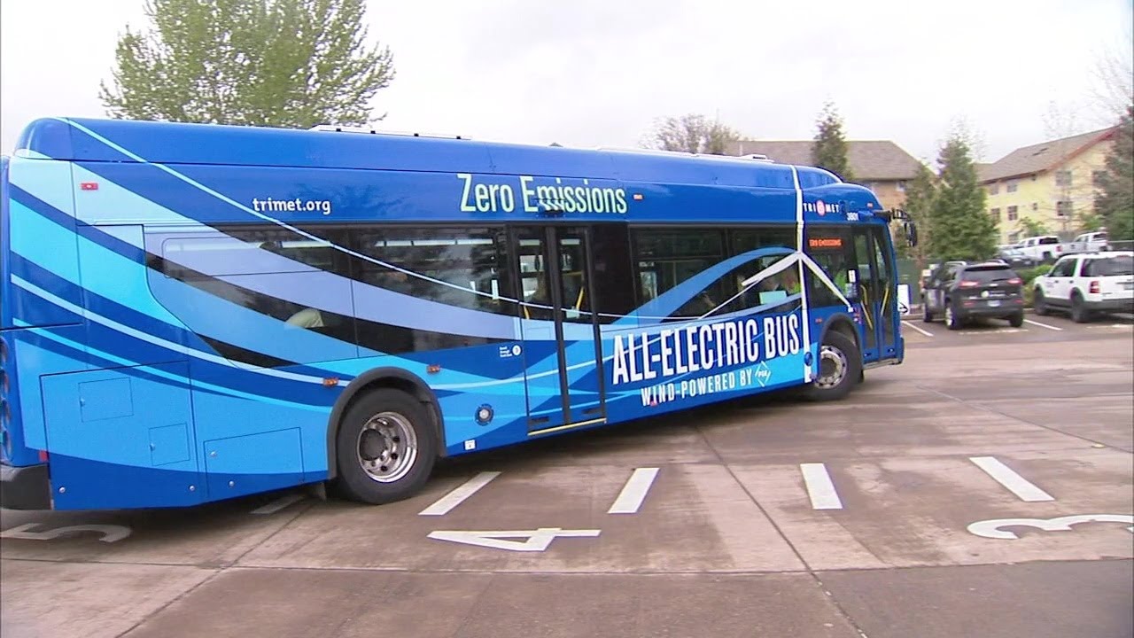 New TriMet buses powered entirely by wind - YouTube