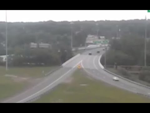 VIDEO: Earthquake shakes Cleveland, Ohio - YouTube