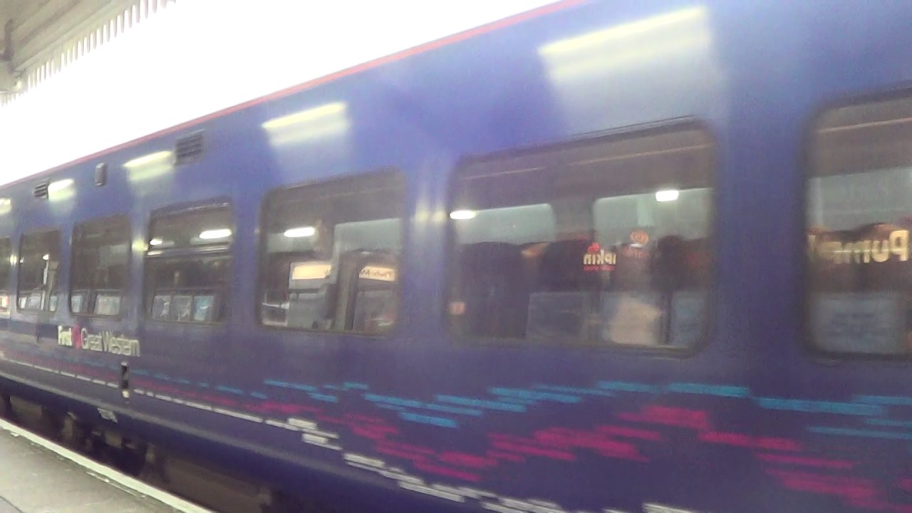 First Great Western 158-961 departing Portsmouth Harbour Station on GWR ...