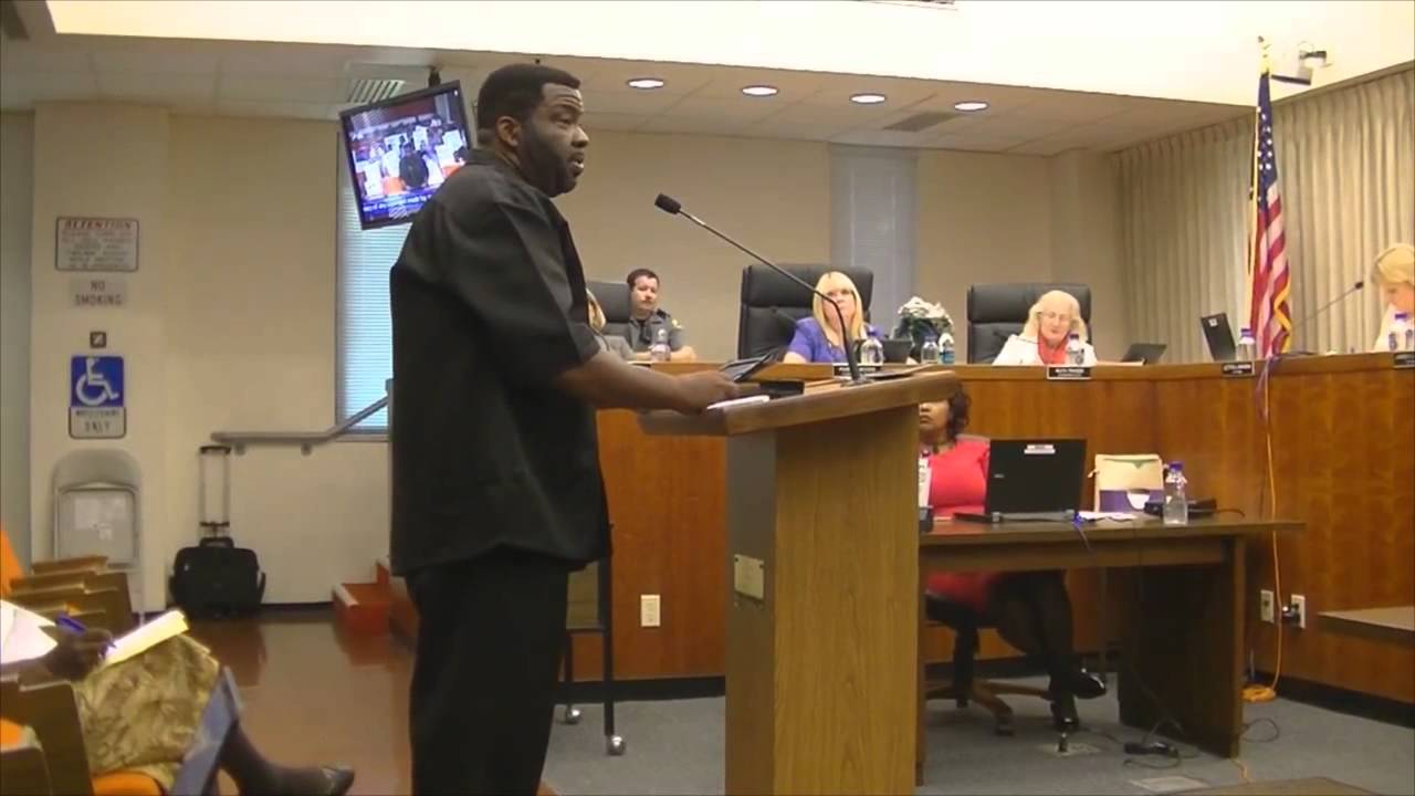 Pastor Derrick Harris at City Hall on 07 01 2015 - YouTube