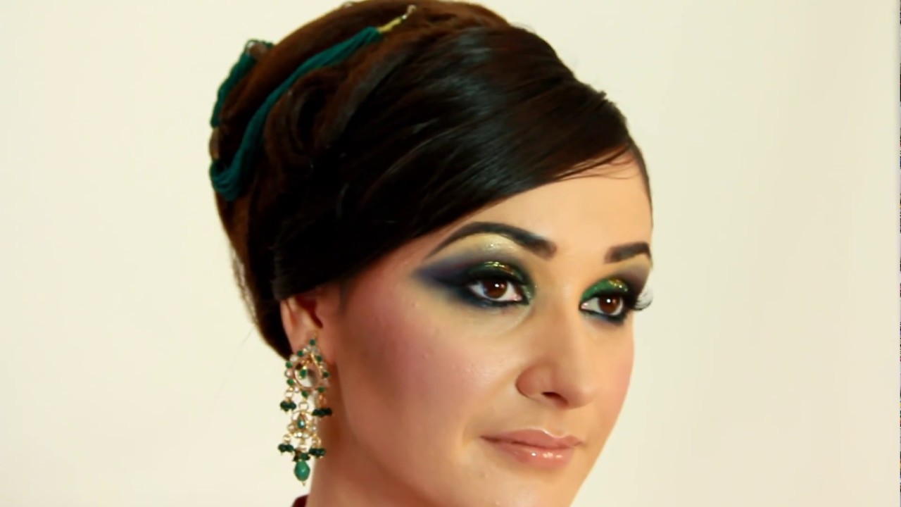 MEDIA MAKEUP LOOK - YouTube