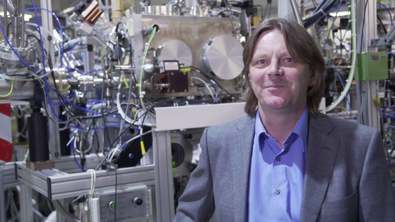 Experiments on Plasma-Wall Interaction - YouTube