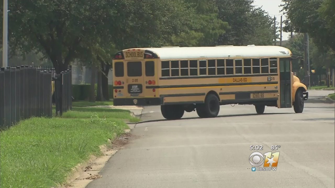 Dallas ISD Bus Service Off To Shaky Start - YouTube