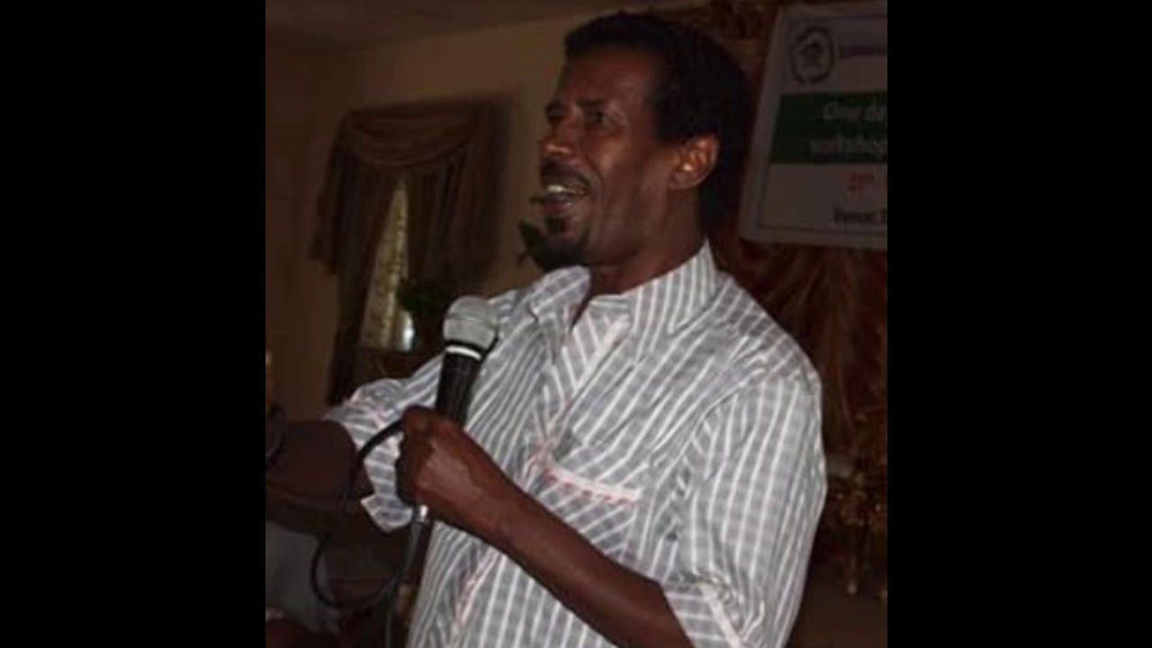 Taariikhda marxuum axmed xassan cawke - YouTube