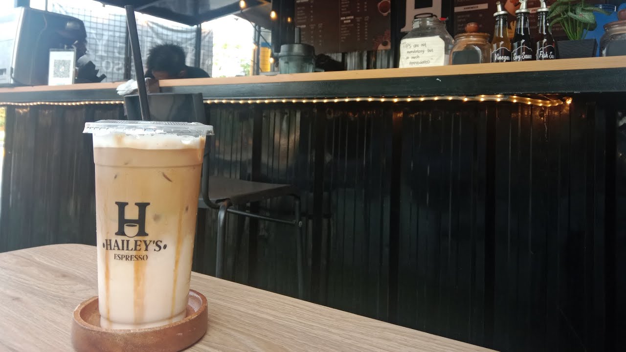 Hailey's Coffee (Kalasa ng Starbucks) - YouTube