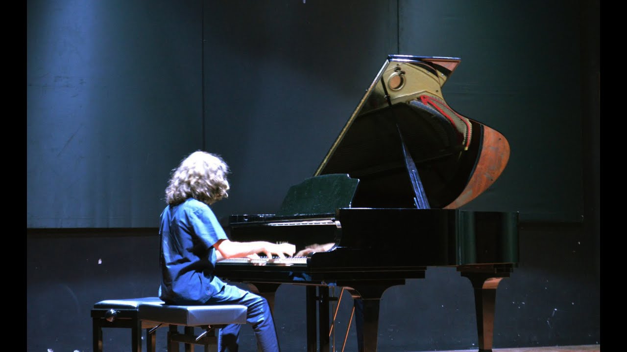 Claudio Pio Ricco: Liszt - Liebesträume N.3 - YouTube