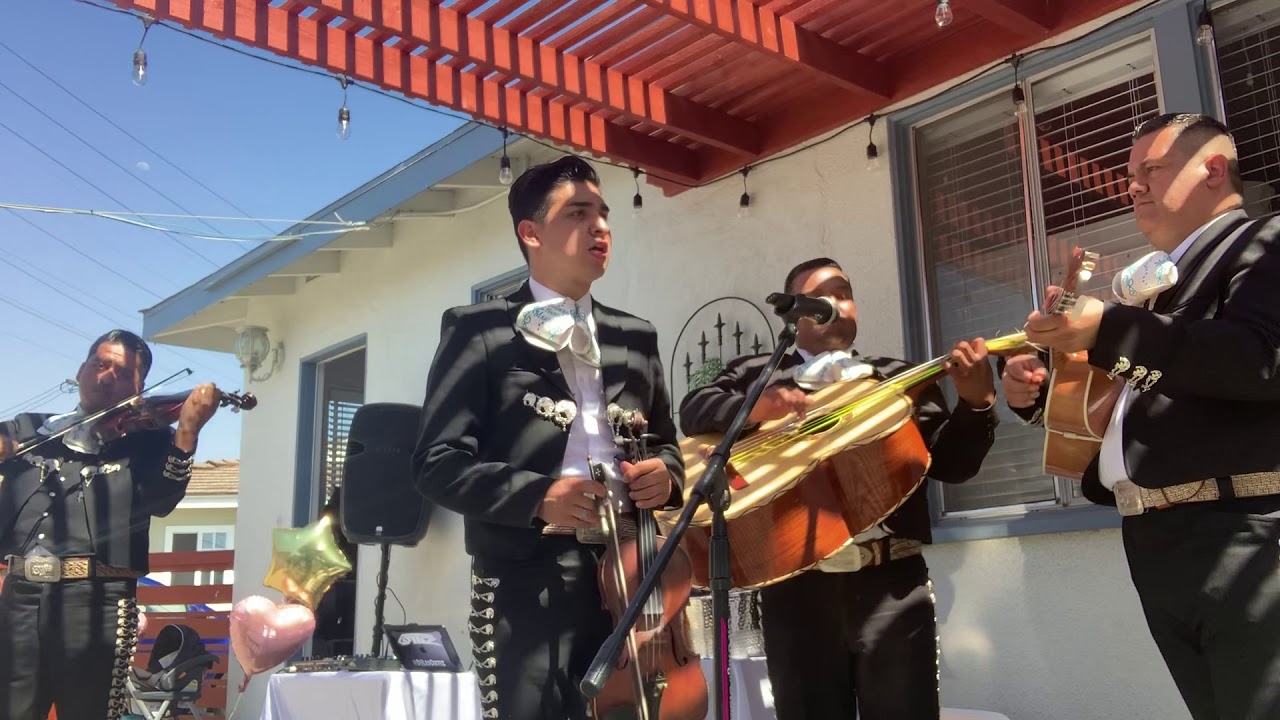 Mariachi San Martin Gema - YouTube