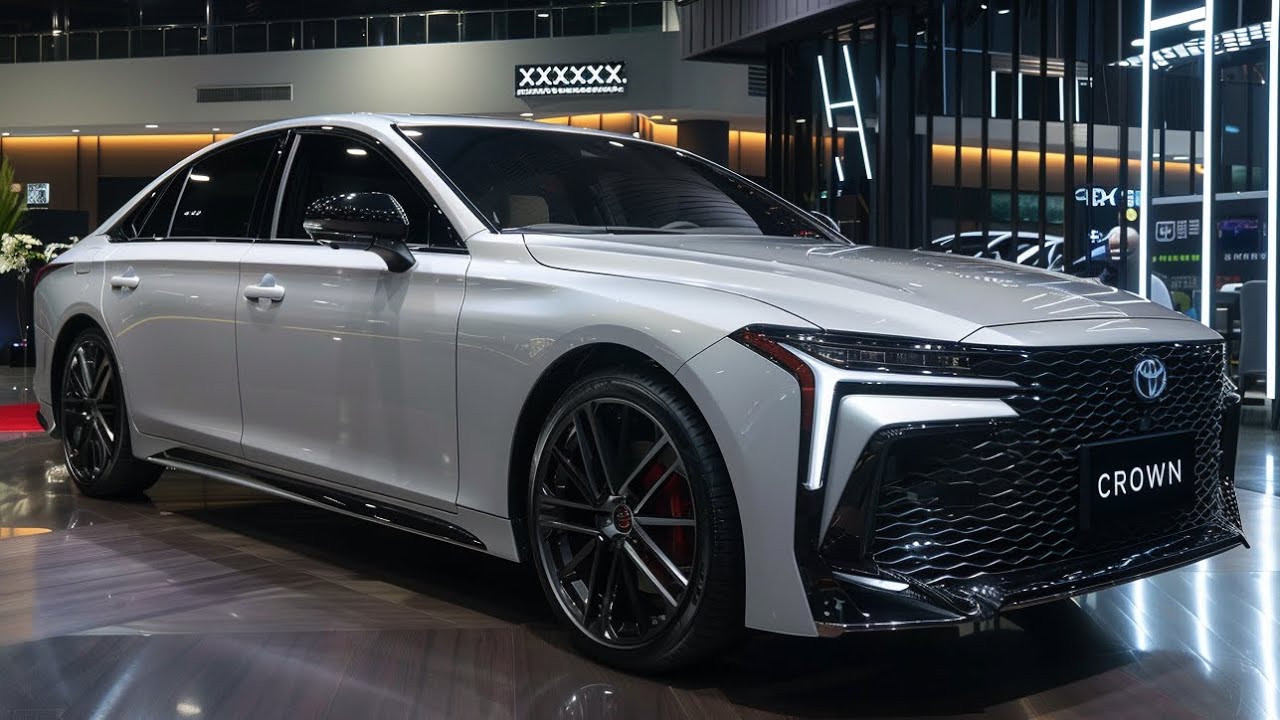 2026 Toyota Crown Hybrid – A Perfect Blend of Luxury & Performance ...