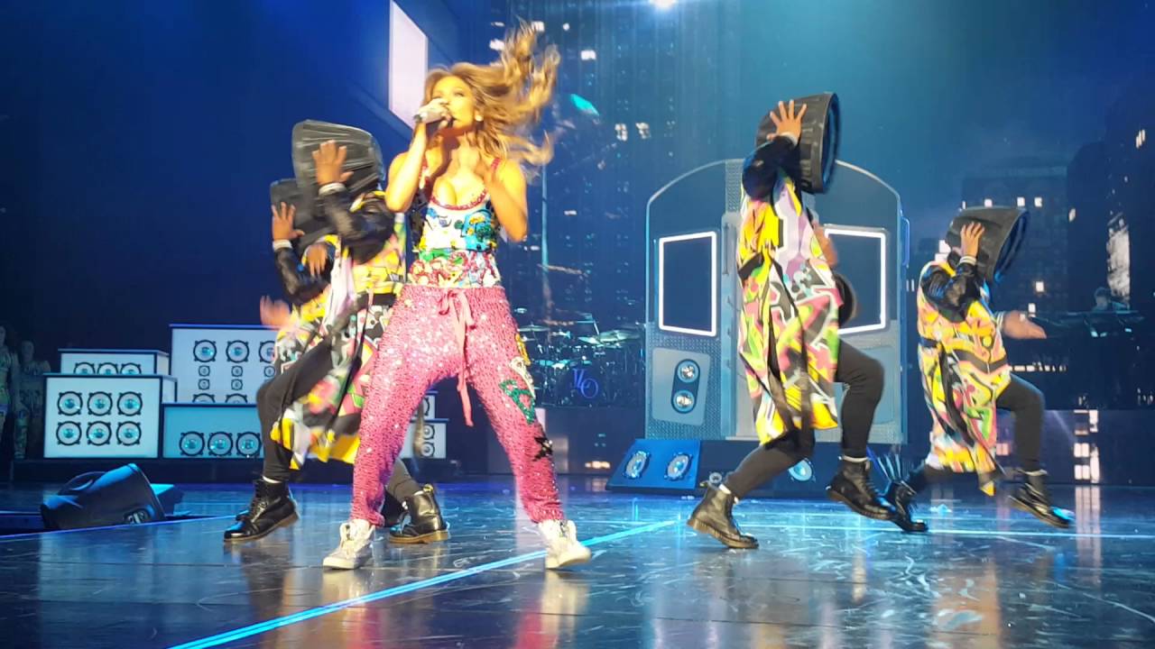 "I'm real"/ "feelin so good" Jennifer lopez residency All i have 7/20 ...