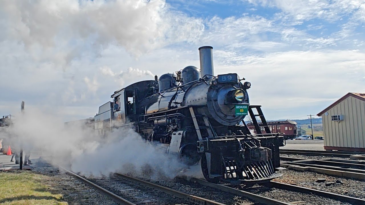 CN 89 with McHugh Steam Special Sign - YouTube