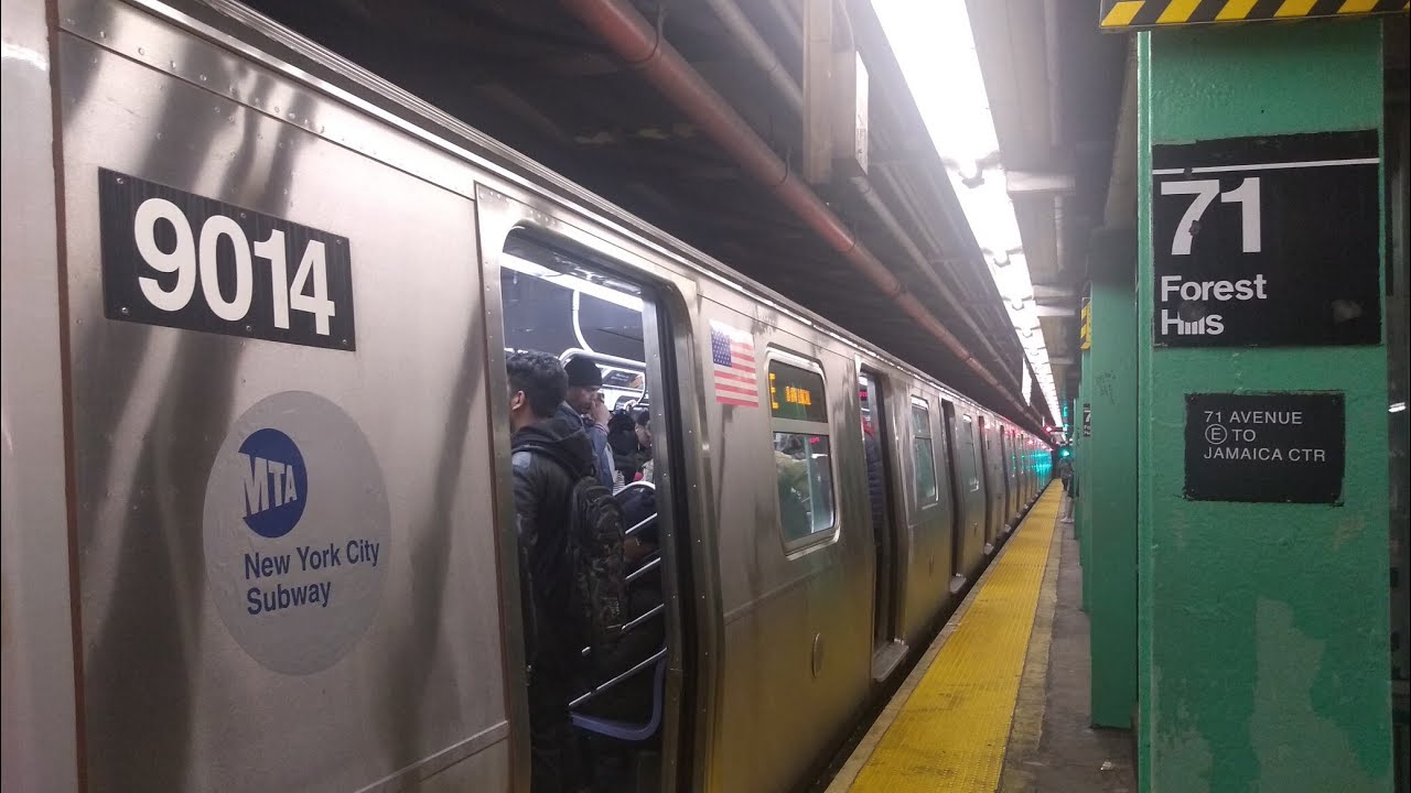 ⁴ᴷ R160 Siemens E Train on Queens Blvd & World Trade Center - YouTube