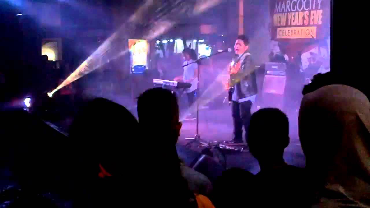 Rafi Galsa Band - The Final Countdown (Cover) @ Margocity New Year's ...