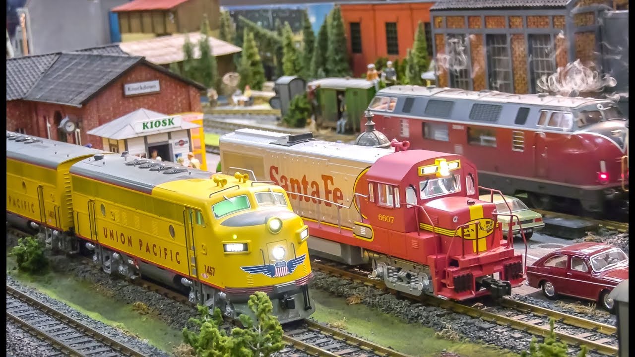 STUNNING Model Railway Trains In Huge 1 22 5 LGB G Scale YouTube stunning-model-railway-trains-in-huge-1-22-5-lgb-g-scale-youtube