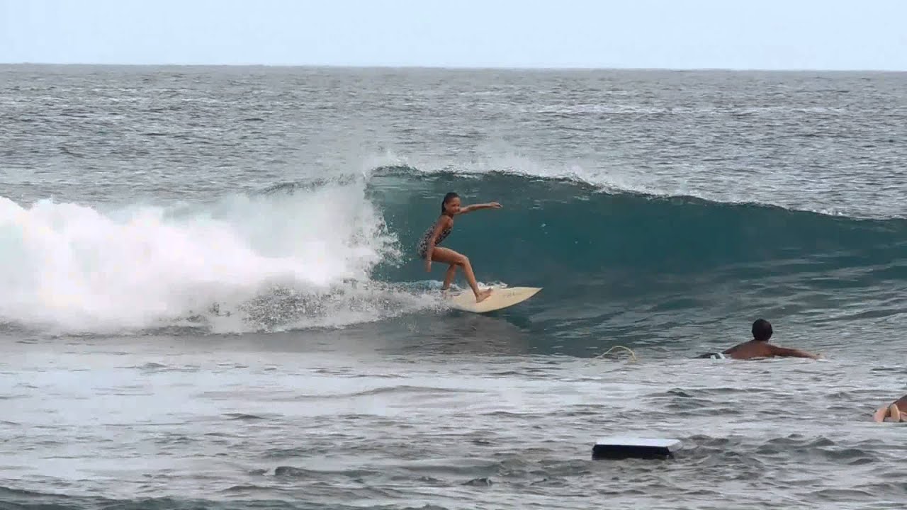 Kamehameha Middle School Surf Team - YouTube