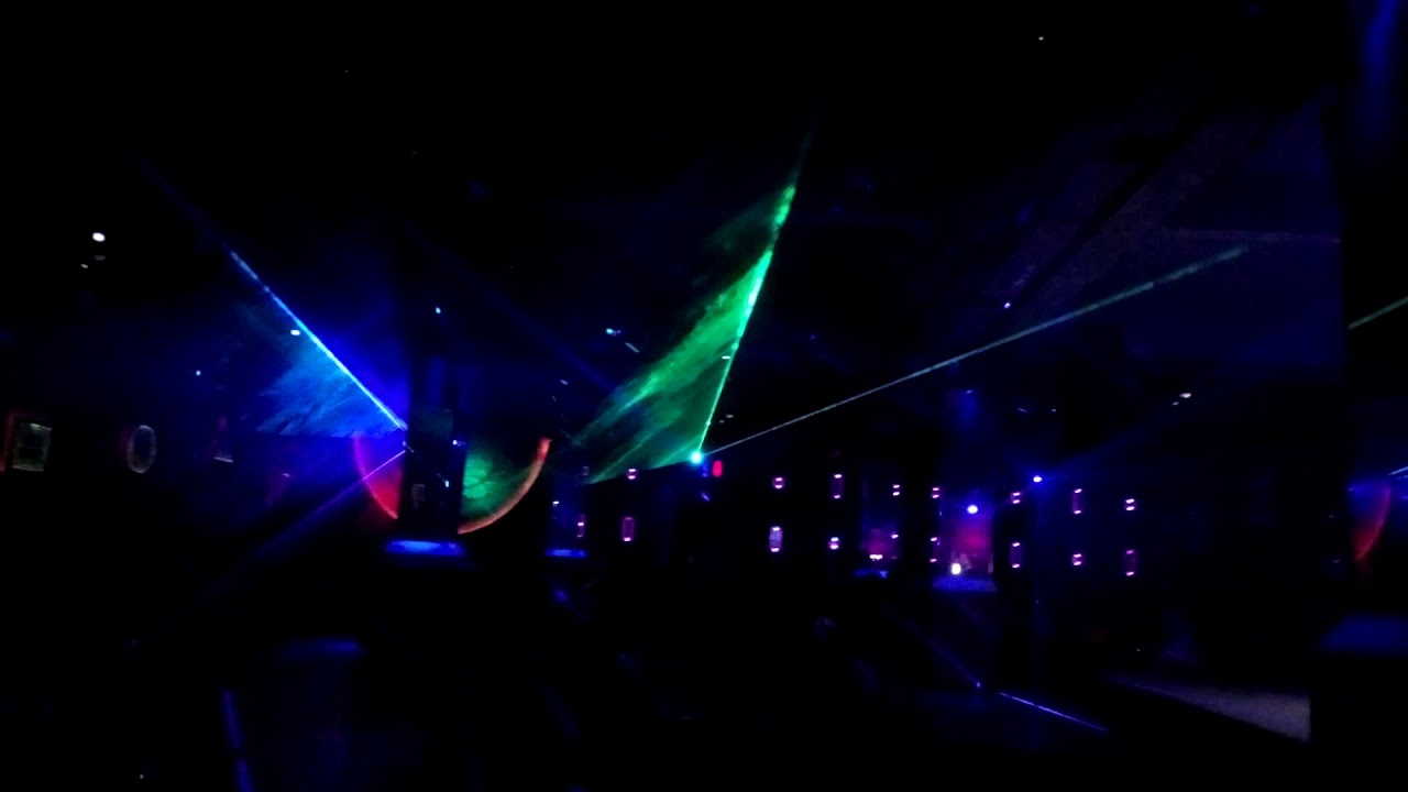 Club dancing - YouTube