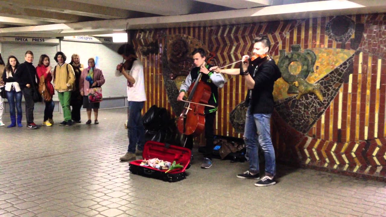 The best street musicians I've ever met. Ukraine - YouTube