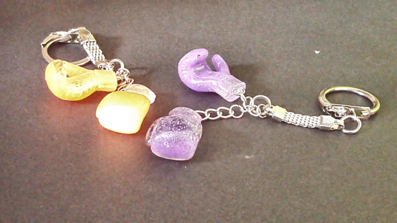 Epoxy resin / keychain/ Boxing gloves - YouTube